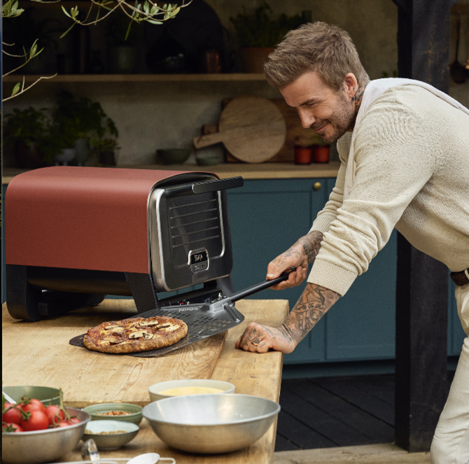 David Beckham firma sus primeras acciones como embajador de Ninja